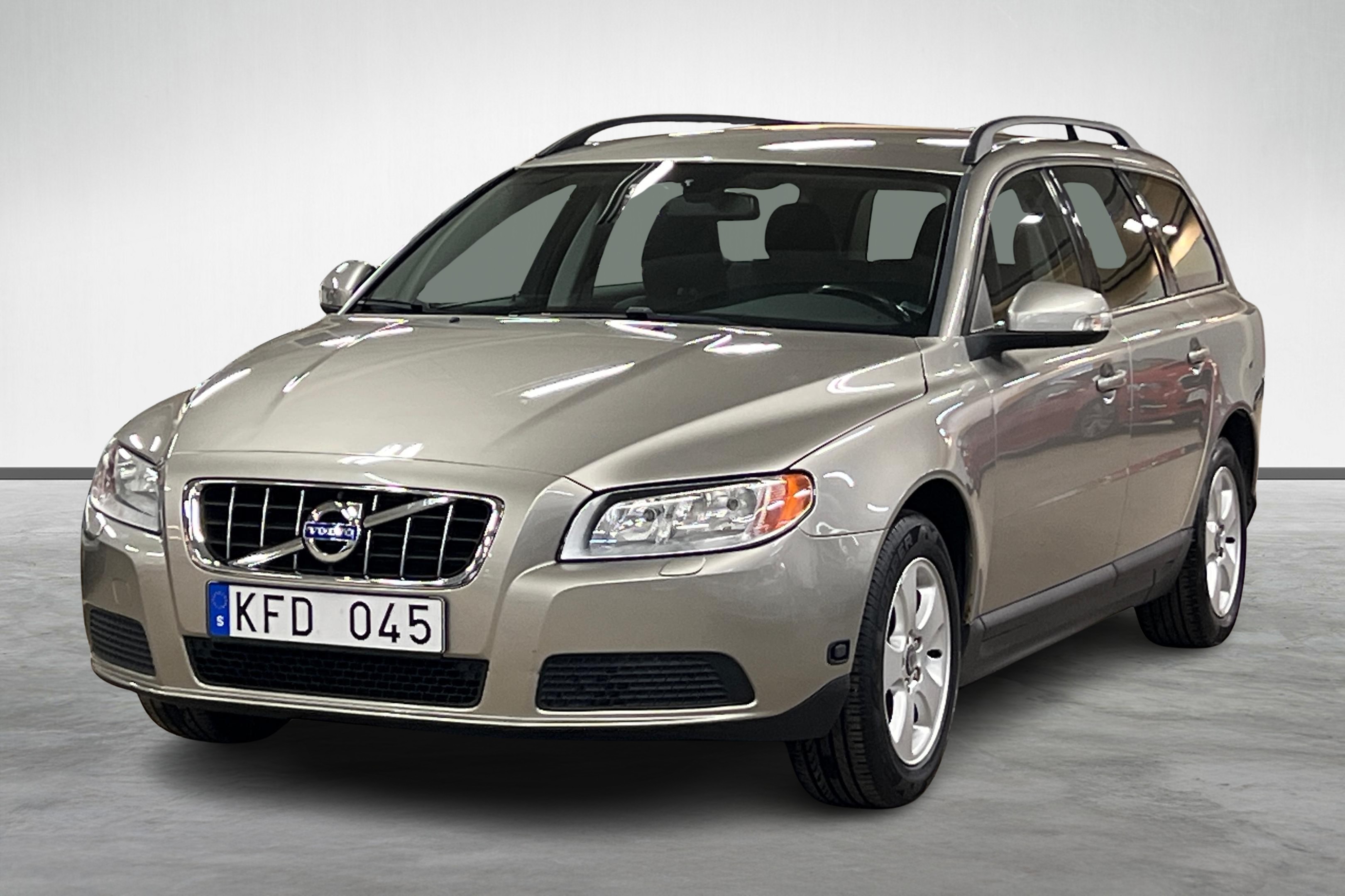 Volvo V70 II 2,0F Flexifuel Kinetic KFD045 | Rejmes